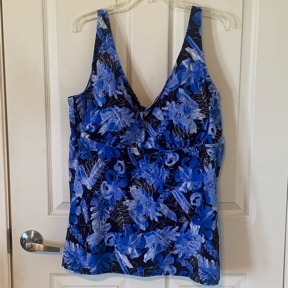 Swimsuits For All | Swim | Bathing Suit Top | Poshmark